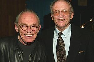 Broadway.com | Photo 3 of 11 | Say Goodnight Gracie Opening