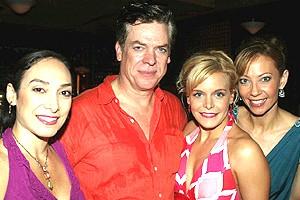 Broadway.com | Photo 13 of 22 | Brooke Shields Knocks 'Em Dead in B'way ...