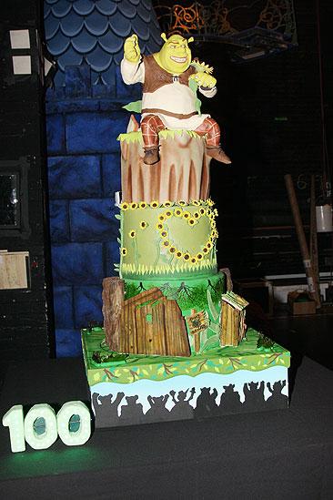 Broadway.com | Photo 1 of 8 | Shrek Gets Baked With the Food Network ...