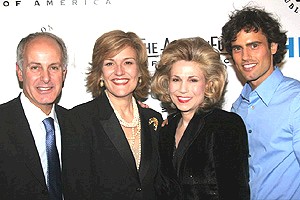 Broadway.com | Photo 5 of 8 | A Fine Affair for A Fine Romance